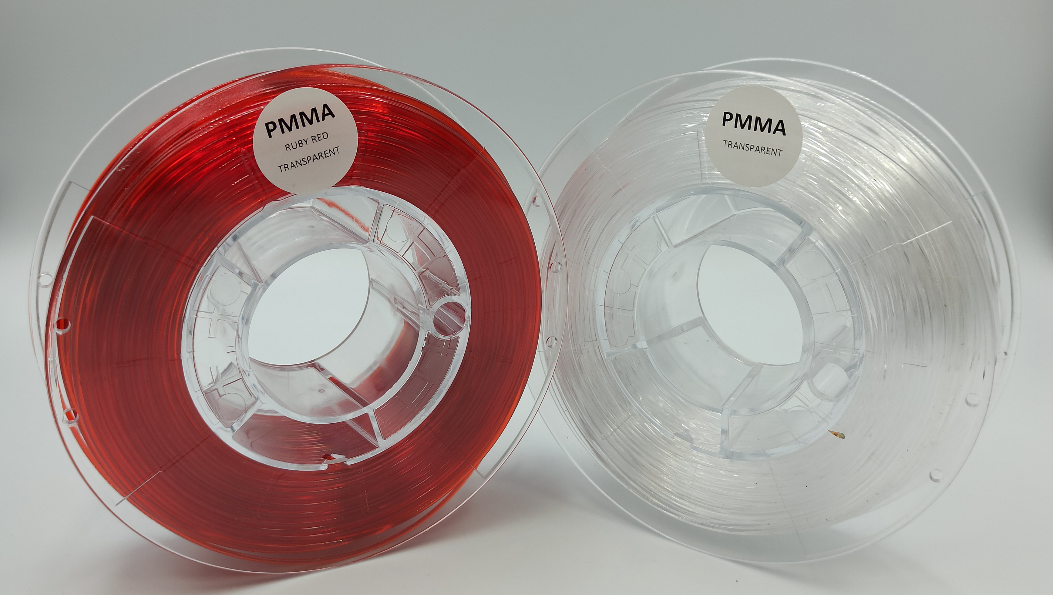 PMMA filament: odolný a průsvitný materiál - Materialpro3d.cz